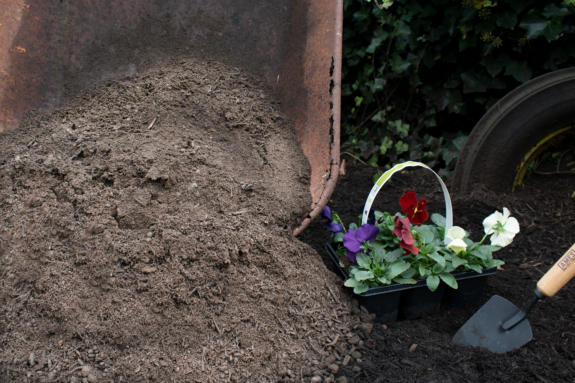 3-Way Topsoil - The United Group